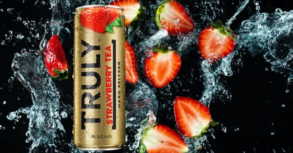 Truly Hard Seltzer Review: Strawberry Tea - Seltzer Nation